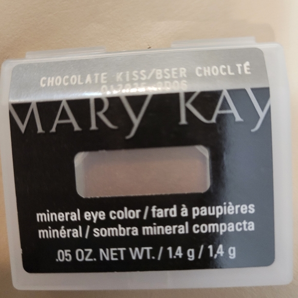 Mary Kay | Makeup | Mary Kay Mineral Eye Color New Chocolate Kiss ...